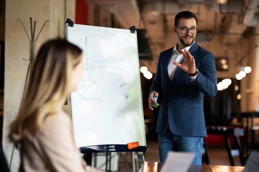 How to Successfully Lead a Team Through Change in the Workplace – OCM ...